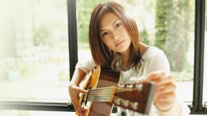YUI - japanese singer - Japanese Sirens